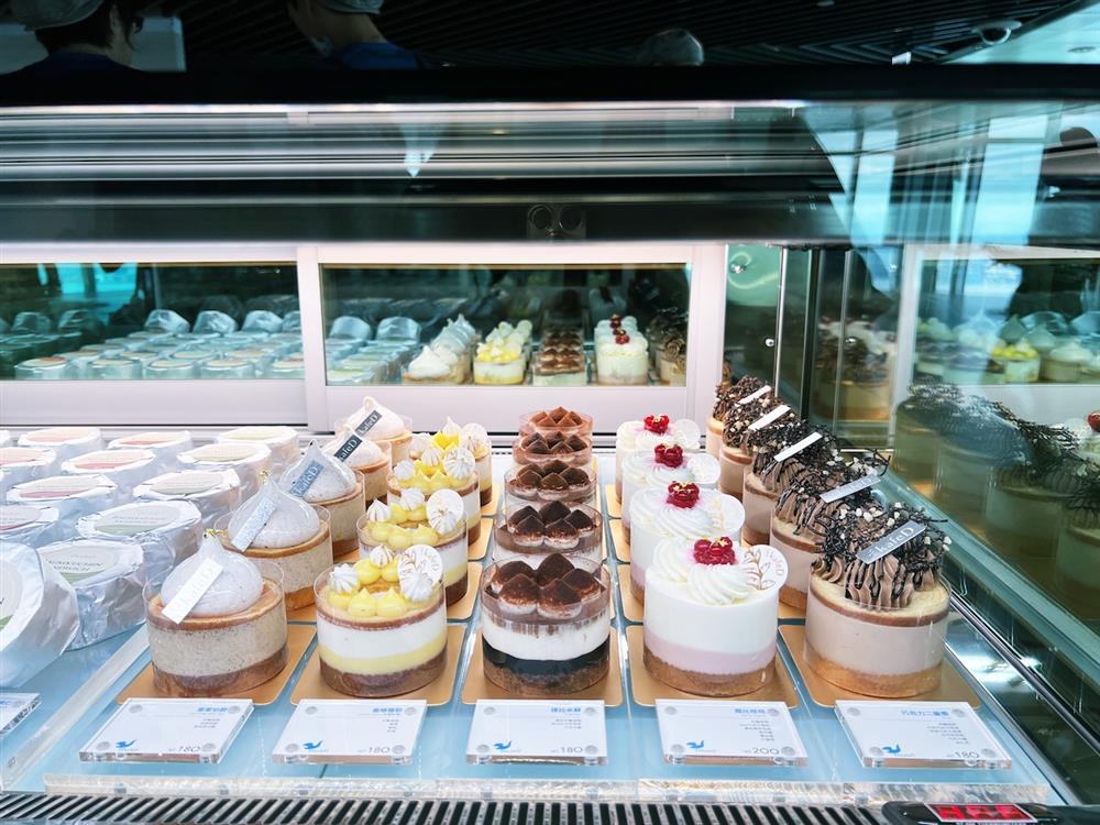 台北101 kafeD！雲端品嚐純厚的虹吸式咖啡與德式甜點 | La Vie